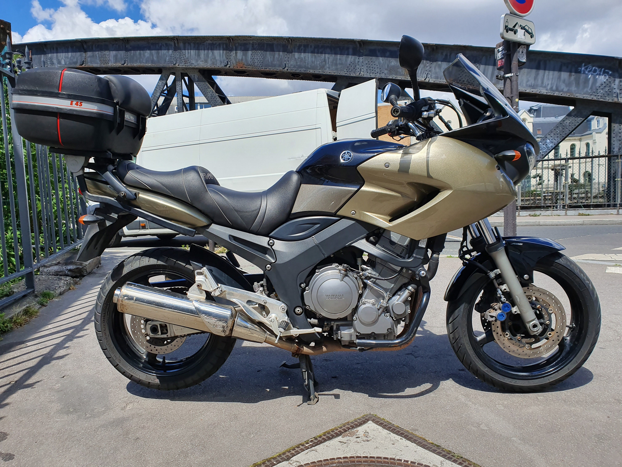 YAMAHA 900 TDM