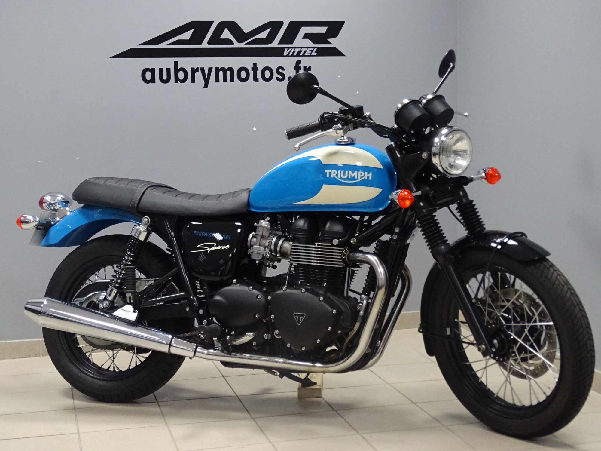 TRIUMPH 900 BONNEVILLE 900 T100 SPIRIT