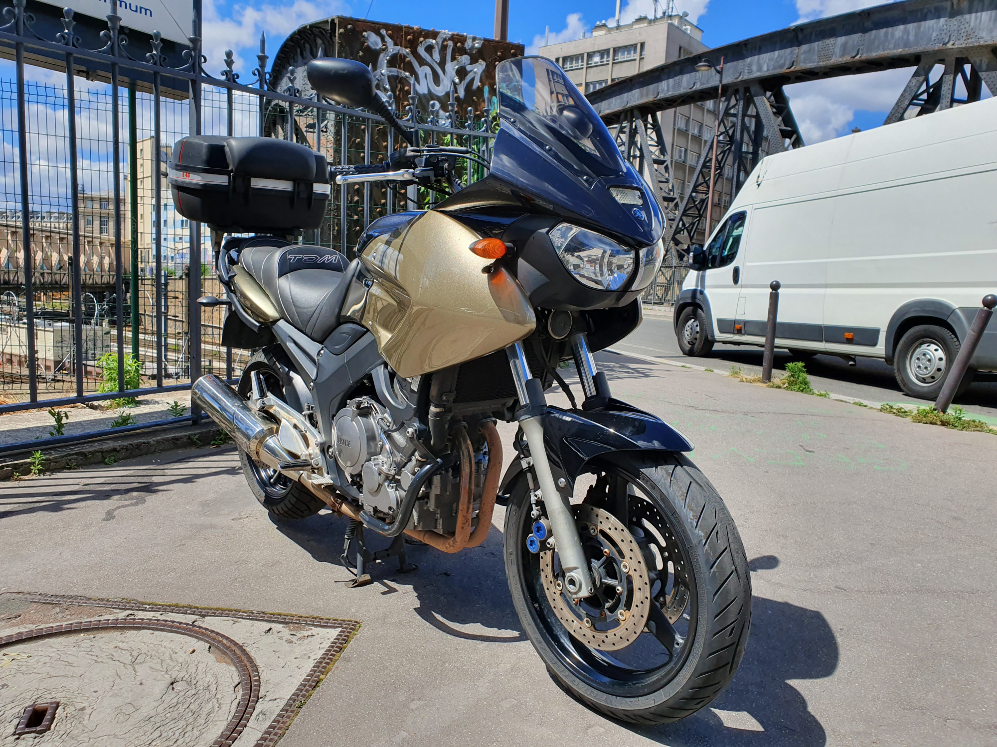 YAMAHA 900 TDM