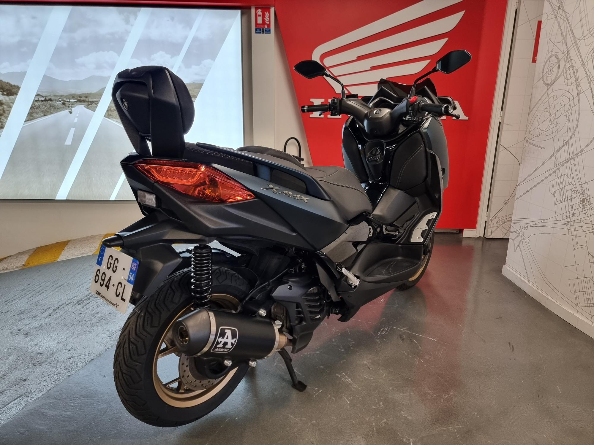 YAMAHA 124 X-MAX 125 TECH MAX
