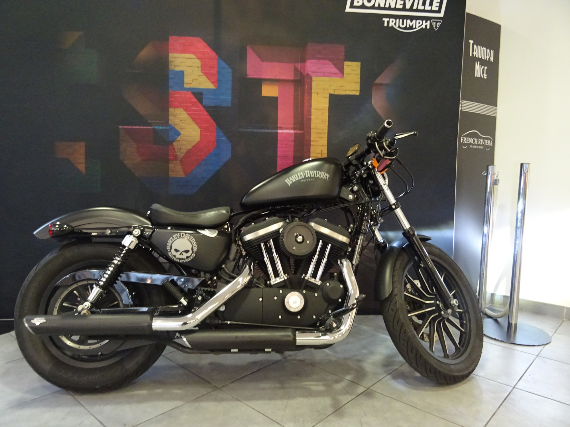 HARLEY DAVIDSON 883 XL