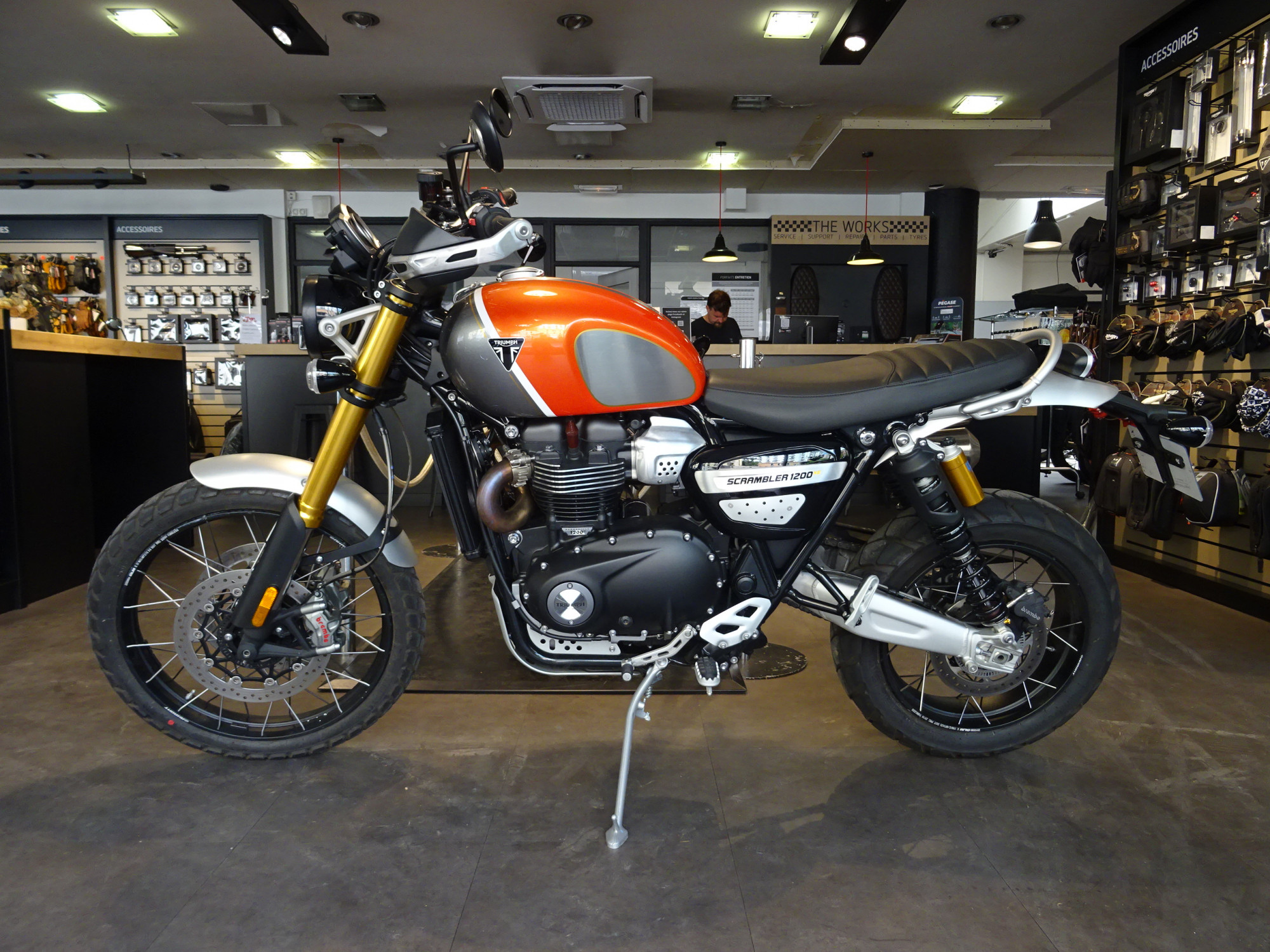 TRIUMPH 1200 Scrambler 1200 XE GOLDLINE