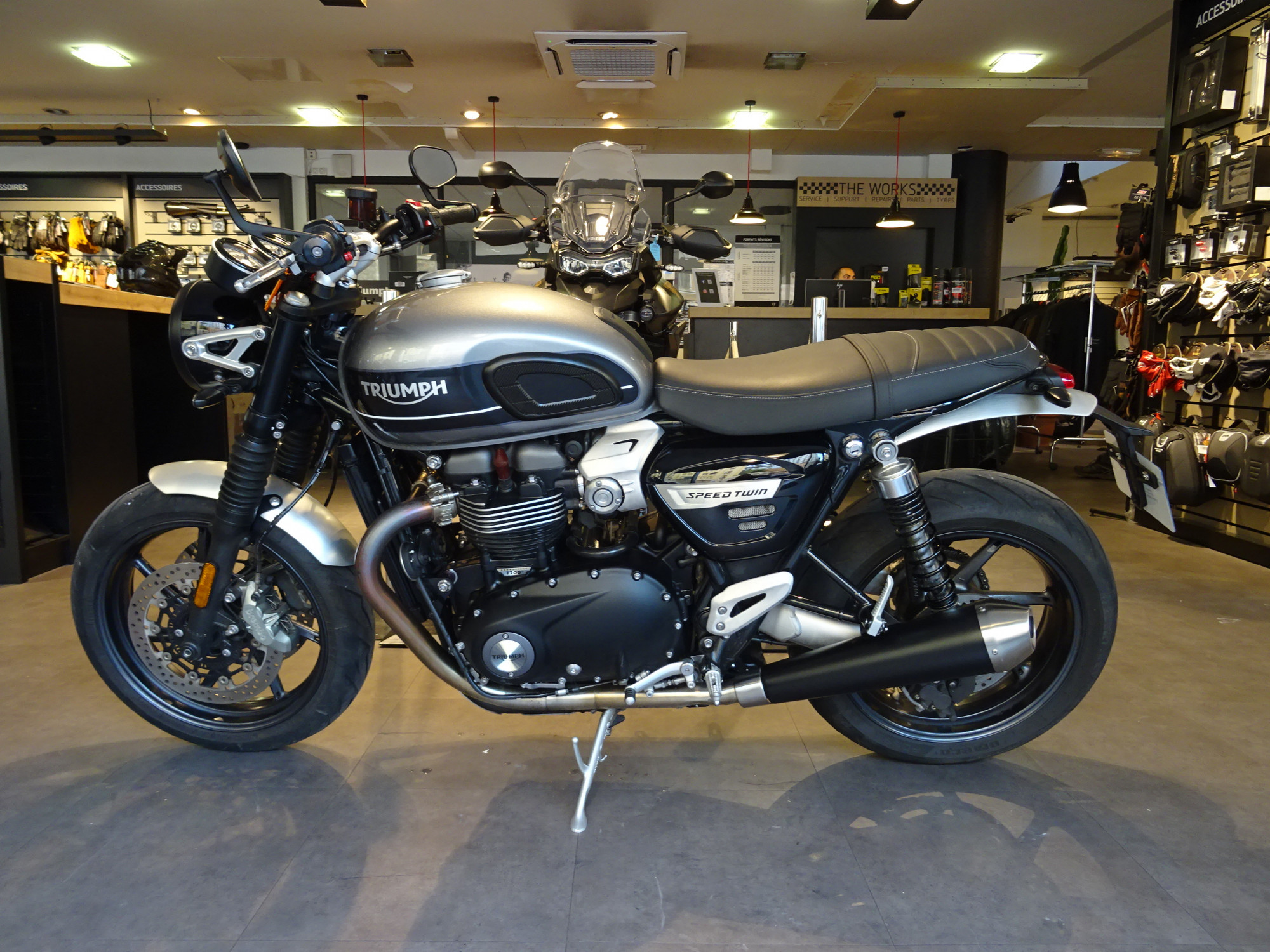 TRIUMPH 1200 SPEED TWIN 1200